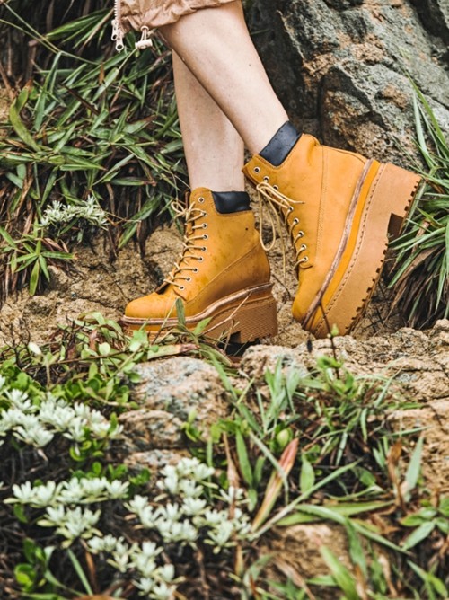 Supply Wheat Nubuck Leather Platform Rubber Sole Booties Wholesale ...