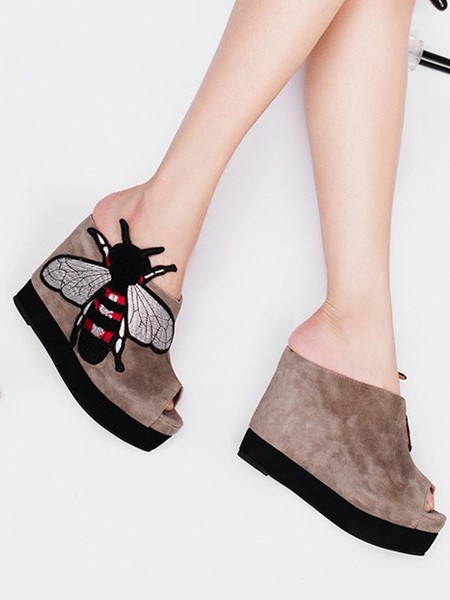 Supply Grey High Platform Slippers Wholesale Factory - LINEAPELLE ...