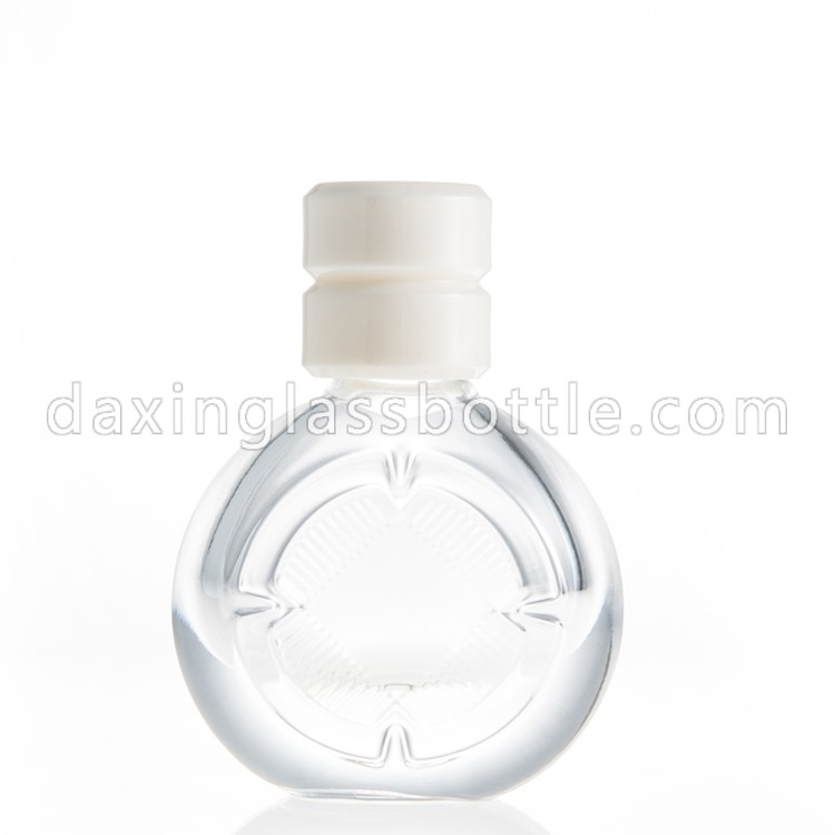 Supply High Quality Glass flat round shaped empty perfume bottle with ...