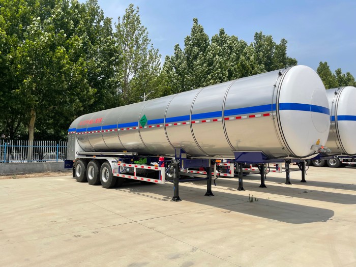 Supply 3 Axle 30000 Liters Chemical Liquid Tank Trailer for Sale ...