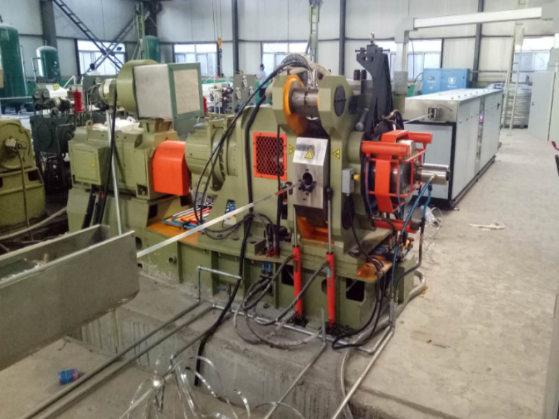 Supply Continuous Extrusion Production Line for Aluminum Round Tube ...