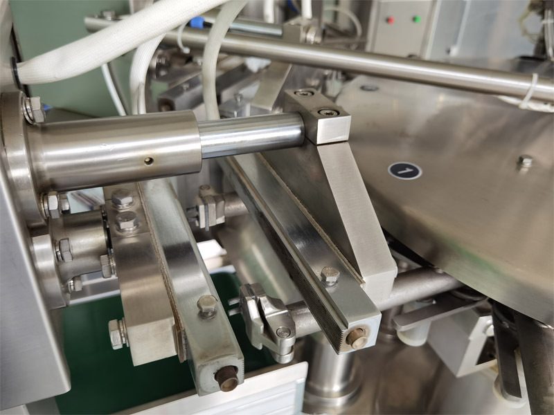 Supply rotary doy pack pouch packing machine with horizon bag feeding ...