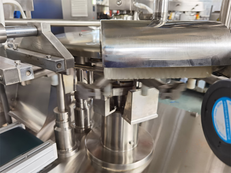 Supply rotary doy pack pouch packing machine with horizon bag feeding ...