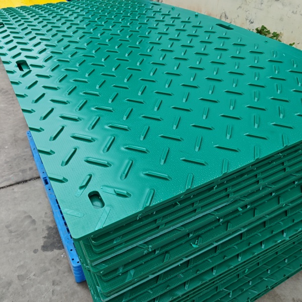 Supply Plastic Contruction Mud & Road Mats for Heavy Equipment ...