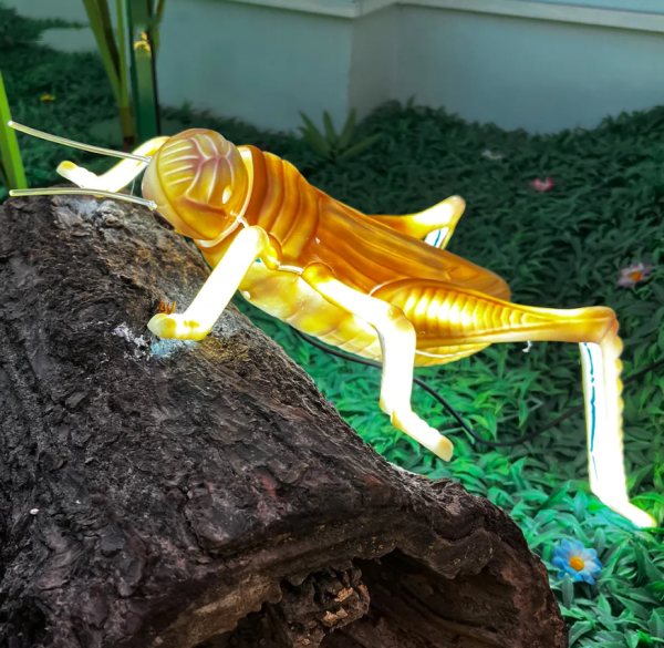Supply LED outdoor insect moth grasshopper decoration Wholesale Factory ...