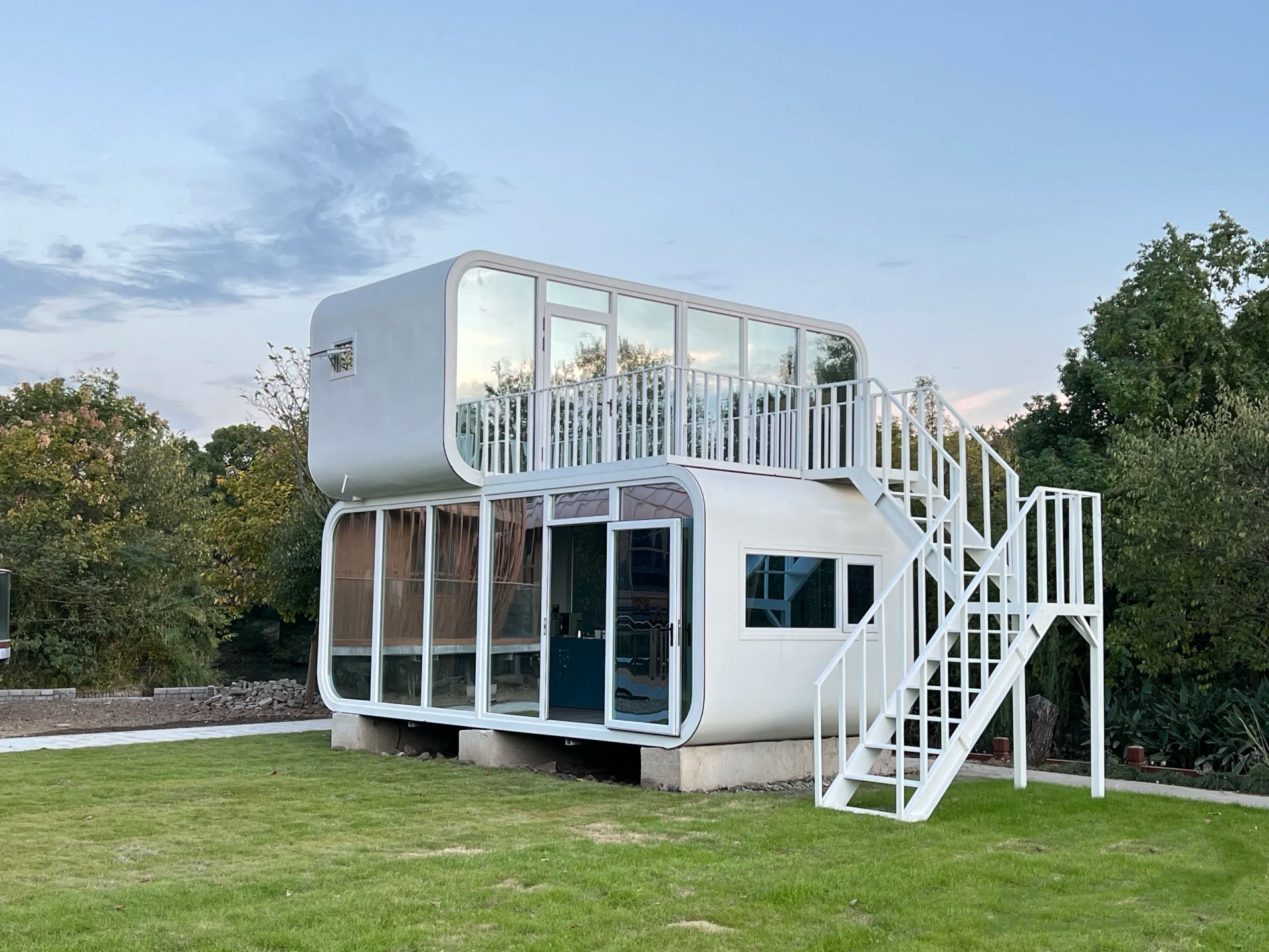 Supply High - Tech Prefab Smart Cabins Double Layer Cabin Wholesale ...