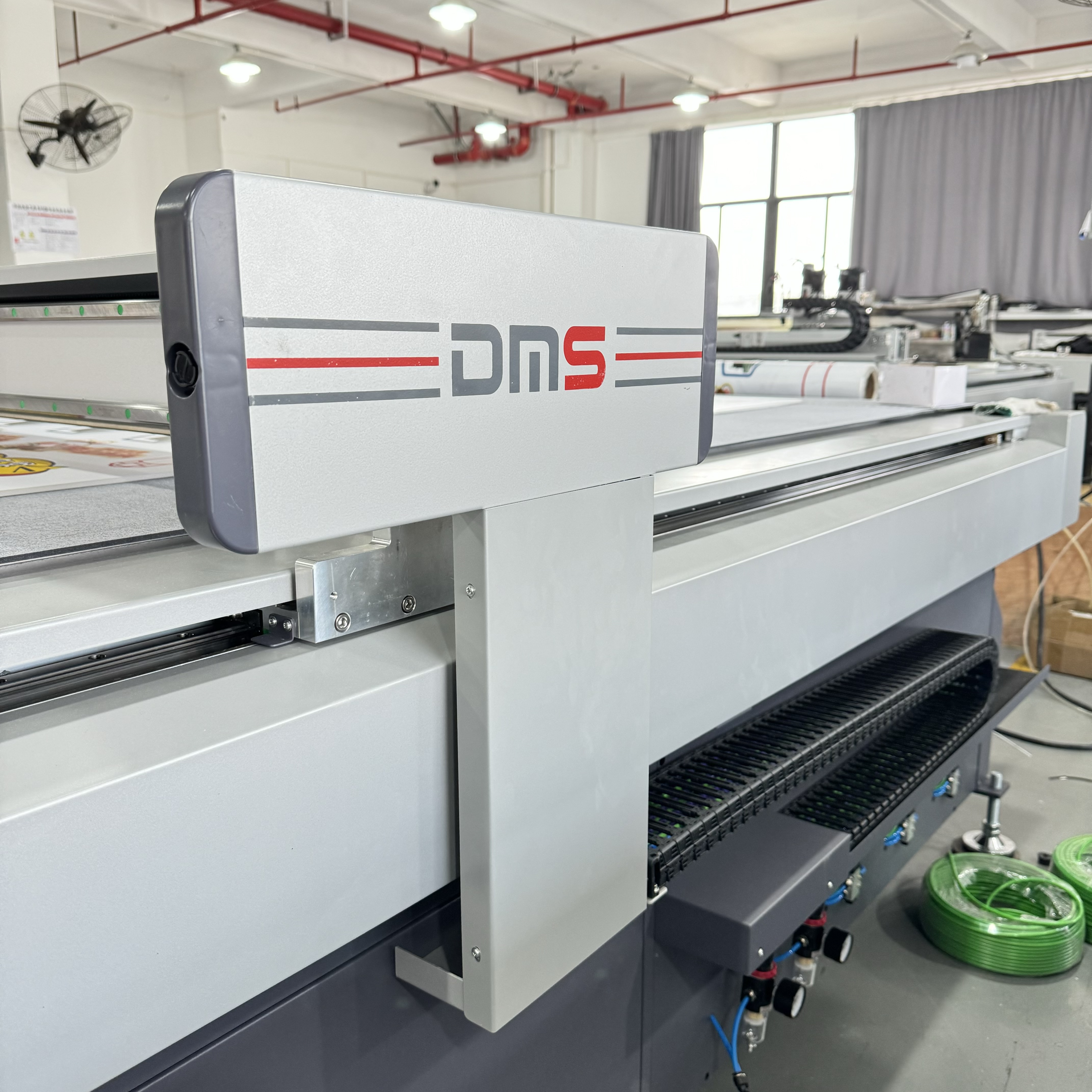 Supply Large Format Digital Flatbed Cutter Wholesale Factory - FOSHAN ...